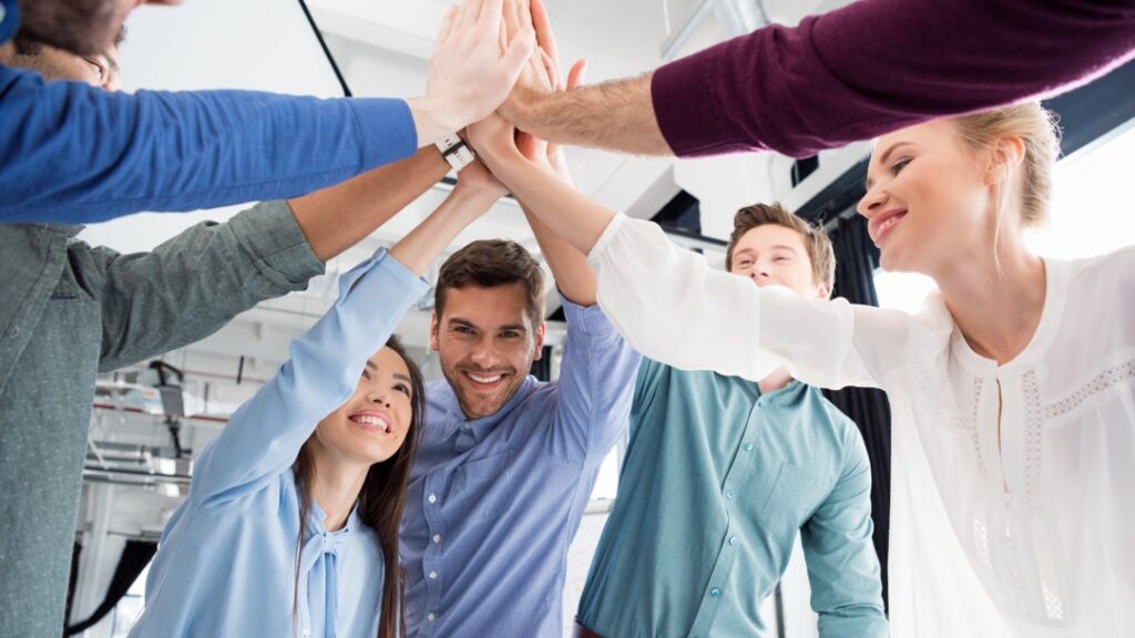 Un empleado feliz es más productivo, comprometido, creativo e innovador ...